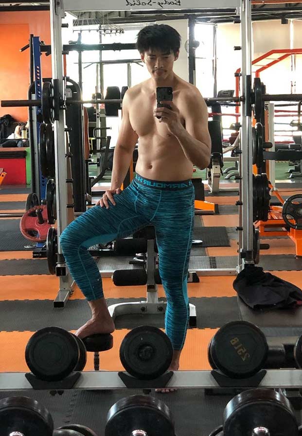 เทรนเนอร์ก้นแน่น!! ส่องความฟิต เทรนเนอร์แจ็คกี้ เจ้าของหุ่นสุดล่ำบึก - แมงเมาท์มอย สื่อข่าว ...