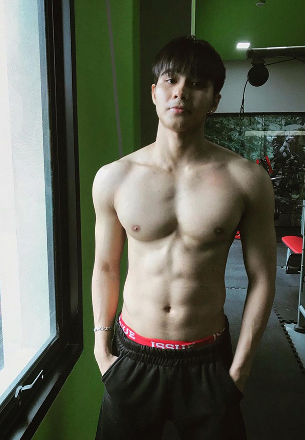 หล่อกระชากใจ!! แมน นรินทร์ นายแบบหนุ่มงานดี หุ่นยั่วเย ขยี้ใจขั้นสุด