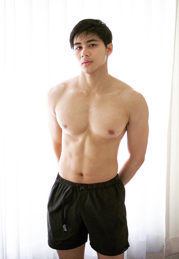 หล่อกระชากใจ!! แมน นรินทร์ นายแบบหนุ่มงานดี หุ่นยั่วเย ขยี้ใจขั้นสุด