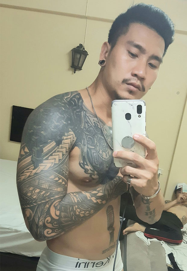 พ่อค้าหุ่นแซ่บ!! Chonsorn Damrong พ่อค้าทุเรียนสุดแซ่บ ดีกรีนายแบบคนดังพัทยา - แมงเมาท์มอย สื่อ ...