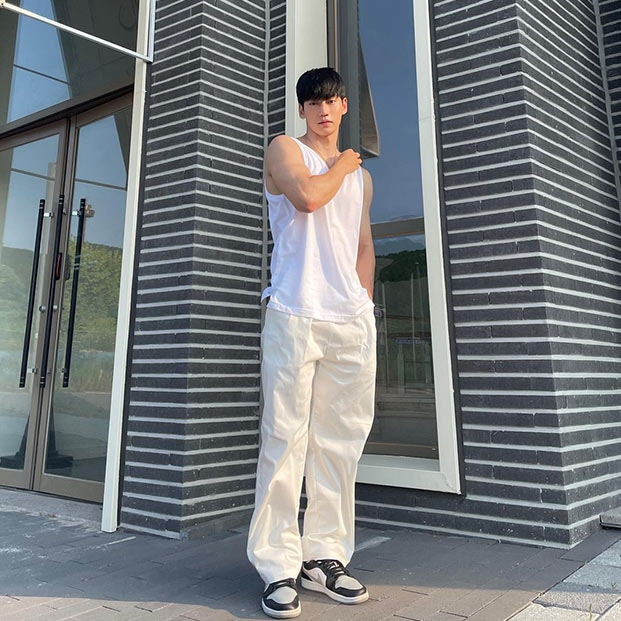 ร้อนระอุ!! Daolum นักกีฬาว่ายน้ำทีมชาติเกาหลี ห่อหมกใหญ่มาก - แมงเมาท์ม ...