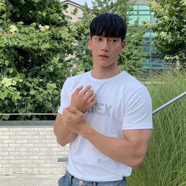 ร้อนระอุ!! Daolum นักกีฬาว่ายน้ำทีมชาติเกาหลี ห่อหมกใหญ่มาก - แมงเมาท์ม ...