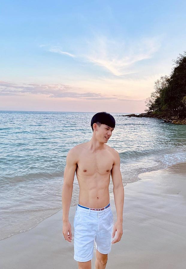 หล่อล่ำ!! อั้ม ชนินทร์ นายแบบนู๊ด สุดเซ็กซี่ หล่อ แซ่บกระชากใจ