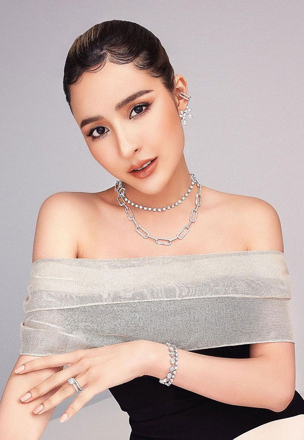 เปิดวาร์ป!! นักธุรกิจสาว เมย์ พรีมายา สวยสุดปัง