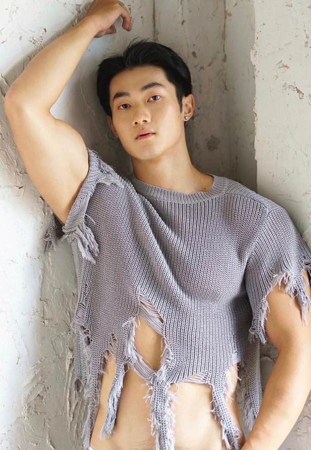 เสวกีมาก!! WingHong Tang นายแบบหนุ่มสุดแซ่บ พกของใหญ่ของดีชวนใจบาง