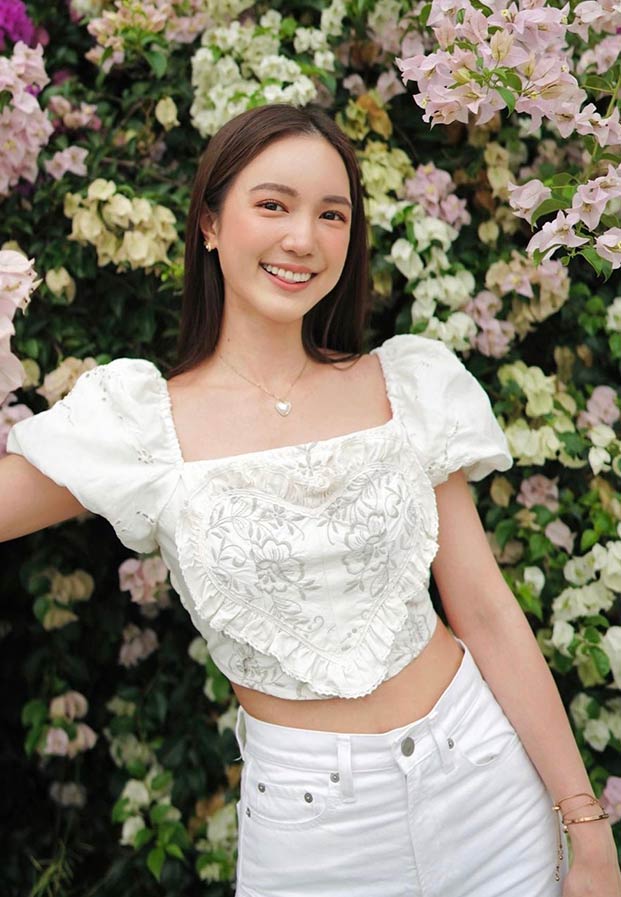 บัว นลินทิพย์ ประวัตินักแสดงสาวดาวรุ่งมาแรง