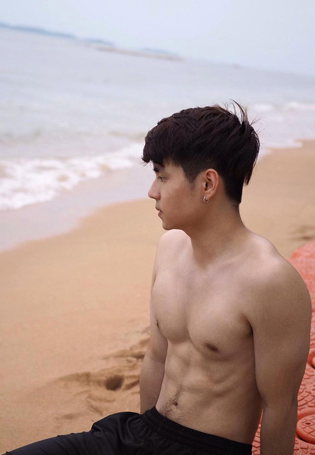 ละมุนใจ!! Ken Weerapat หนุ่มหล่อหุ่นสุดปัง ซิกแพคแน่นกร้าวใจมาก