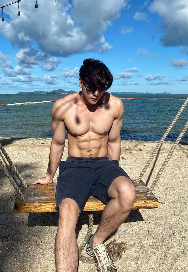 เปิดวาร์ป Kitipoom Butjinda เน็ตไอดอลหนุ่มหล่อสุดฮอต หุ่นแซ่บ