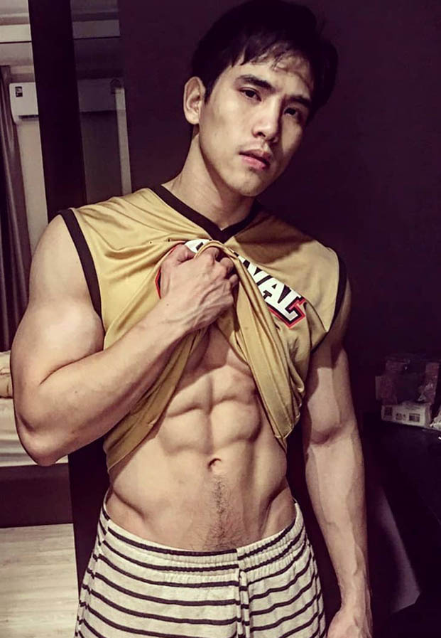 เปิดวาร์ป Kitipoom Butjinda เน็ตไอดอลหนุ่มหล่อสุดฮอต หุ่นแซ่บ