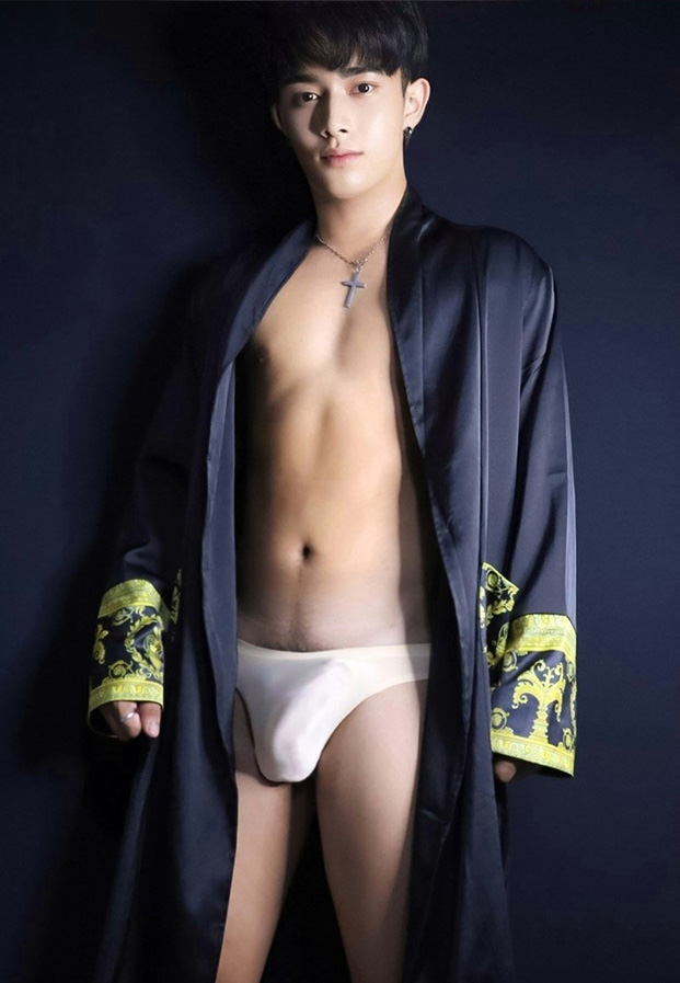 โคยใหญ่!! แมกซ์ maxnum9 หนุ่มเป้าแน่น ลำใหญ่ ลึกสุดคอ