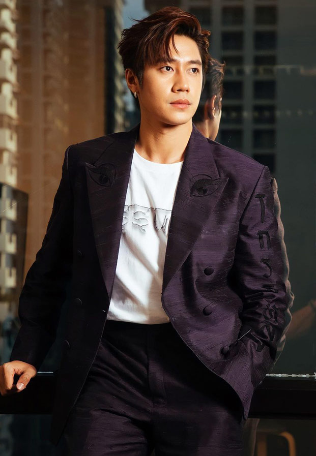 แจม รชตะ ประวัตินักแสดงดาวรุ่ง แซ่บเว่อร์ หล่อจนต้องร้องขอชีวิต