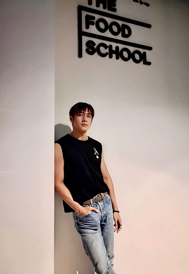 แจม รชตะ ประวัตินักแสดงดาวรุ่ง แซ่บเว่อร์ หล่อจนต้องร้องขอชีวิต