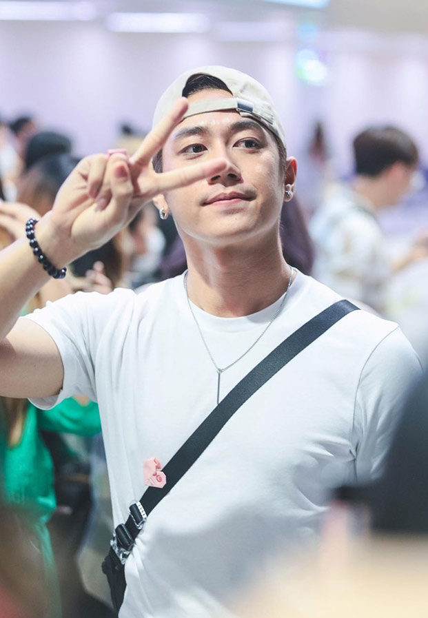 แจม รชตะ ประวัตินักแสดงดาวรุ่ง แซ่บเว่อร์ หล่อจนต้องร้องขอชีวิต