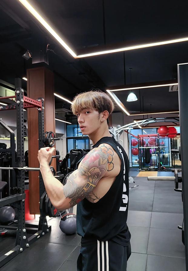 ประวัติ!! Peeradon Choti เทรนเนอร์ นายแบบหุ่นแซ่บ ซิกแพคเลิศ