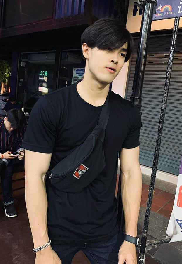 ส่องวาร์ป Supakorn Dittaruk หนุ่มหล่อกล้ามแน่น หุ่นล่ำ งานดีสุดๆ