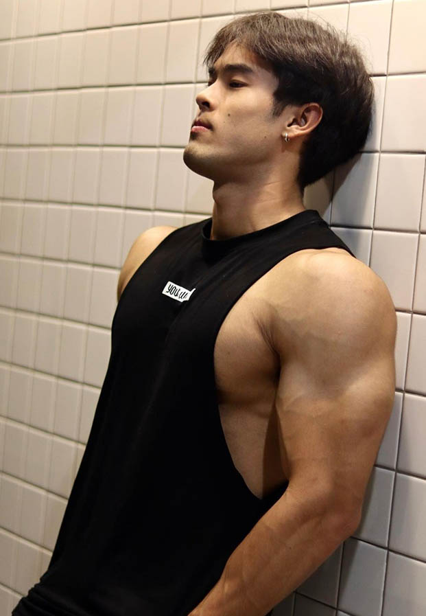 ส่องวาร์ป Supakorn Dittaruk หนุ่มหล่อกล้ามแน่น หุ่นล่ำ งานดีสุดๆ