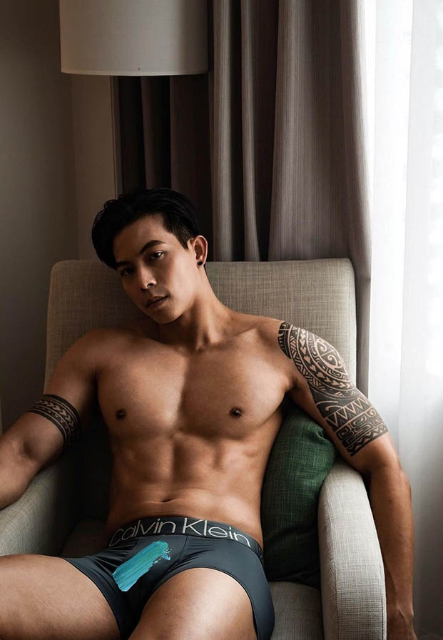 เปิดวาร์ป Waranyu Thaprasop นายแบบงานดี กล้ามโตเห็นแล้วใจละลาย