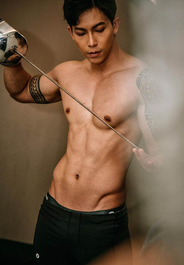 เปิดวาร์ป Waranyu Thaprasop นายแบบงานดี กล้ามโตเห็นแล้วใจละลาย