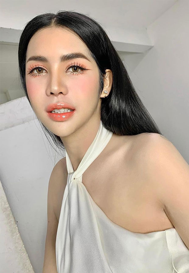 นารา เครปกะเทย เปิดประวัติ สาวสองสายฮา เจ้าแม่คอนเทนต์สุดปัง