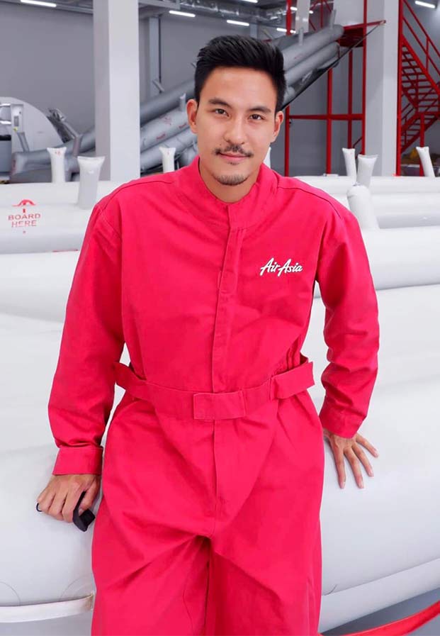 ณภพ ขุนพลสิริ หนุ่มหล่อคมเข้มกล้ามโต ดีกรีไม่ธรรมดา