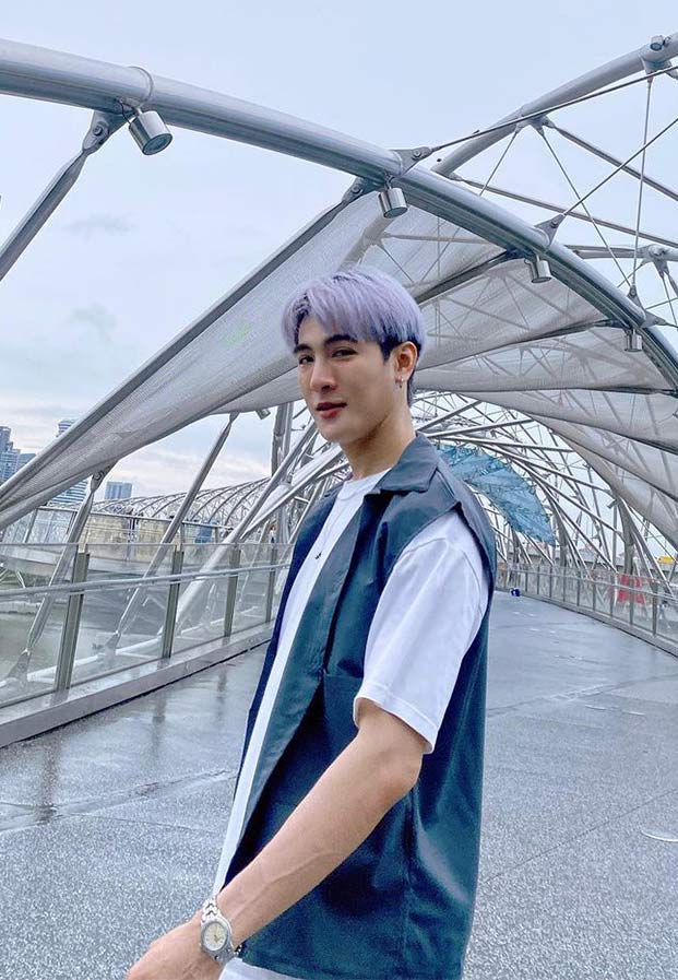 Champ Chatthong เน็ตไอดอลหนุ่มหน้าหวาน ผิวออร่าพุ่งทะลุจอ