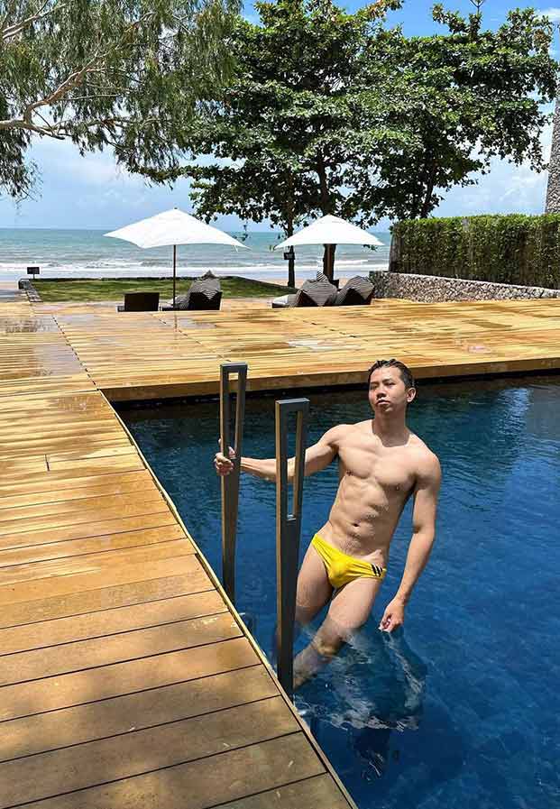 Sarayoot Tangjitpaew เปิดวาร์ป หนุ่มสุดเซ็กซี่ งานดีเบอร์ตอง หล่อเหลา เป้าตุง