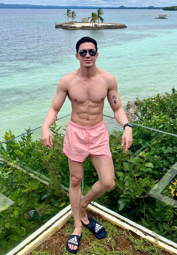 Cho Lim เทรนเนอร์หนุ่มหล่อ งานดี Six pack เริส เร้าใจสุดๆ