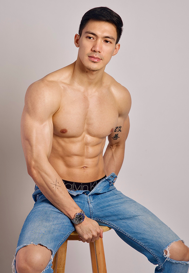 Cho Lim เทรนเนอร์หนุ่มหล่อ งานดี Six pack เริส เร้าใจสุดๆ