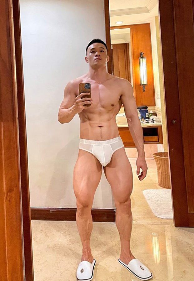 Corey Xiao แจกวาร์ปนายแบบหุ่นล่ำ เป้าแน่น ลำชัด ชวนเสียวหัว