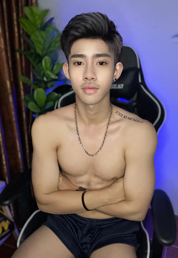 น้องTOPTAP เปิดวาร์ปหนุ่มวัยรุ่นวัยใส หุ่นแซ่บ กล้ามเนื้อสวย หล่อเหลาโดนใจ